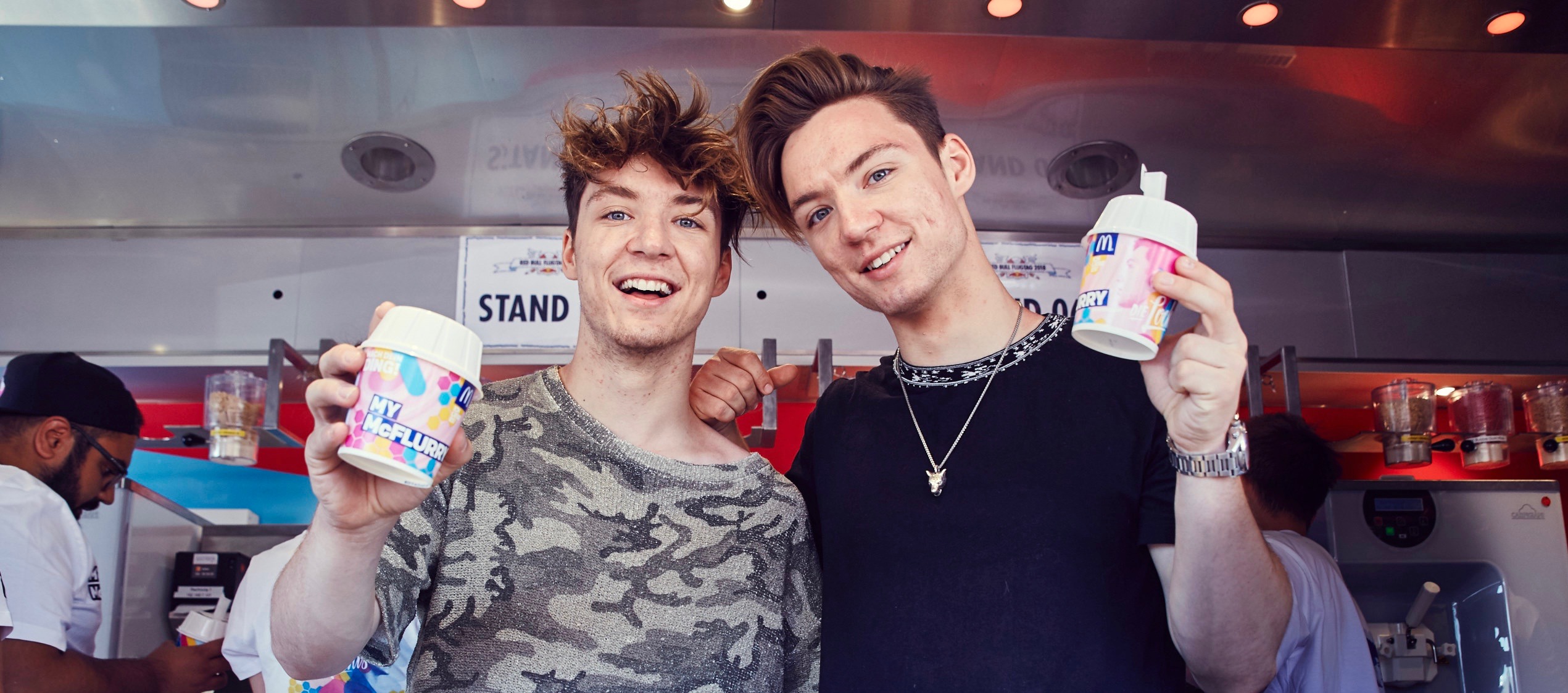 Lochis Update KW 27 – Unser WM Song, Beyonce & Jay-Z live, Flugtag in ...